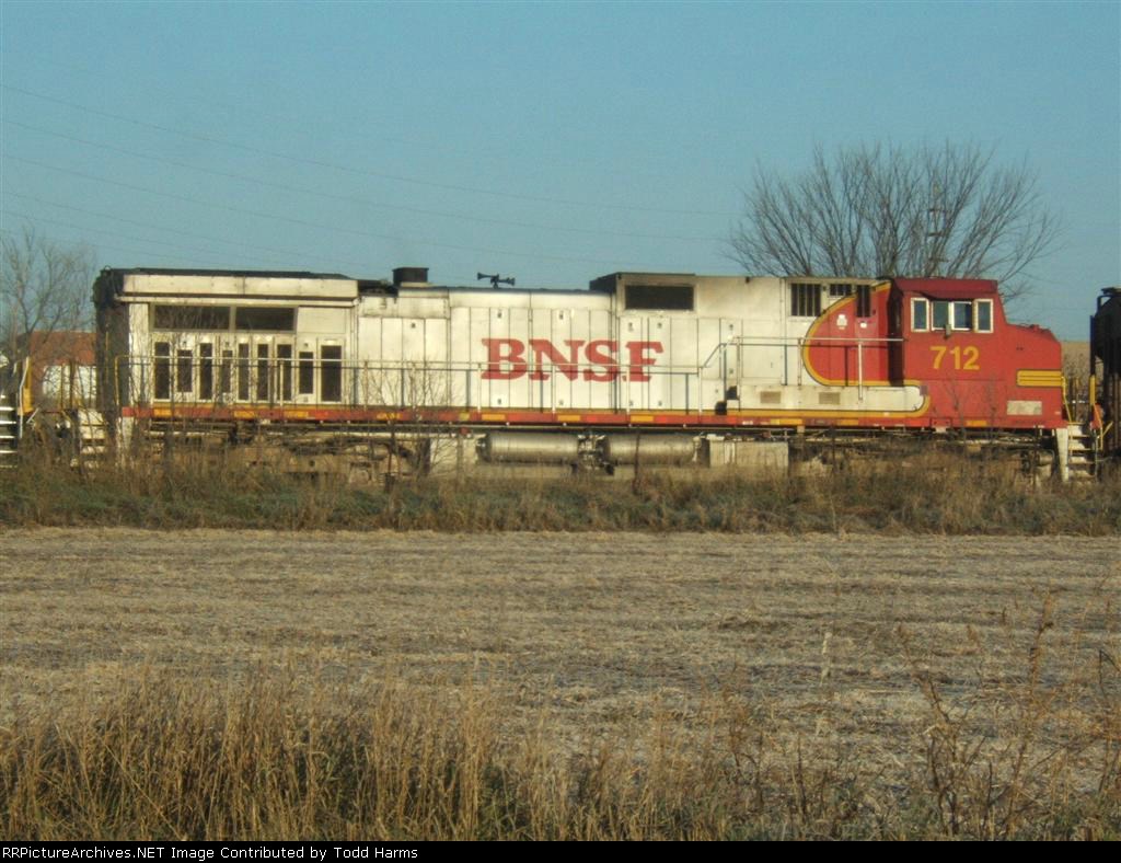 BNSF 712